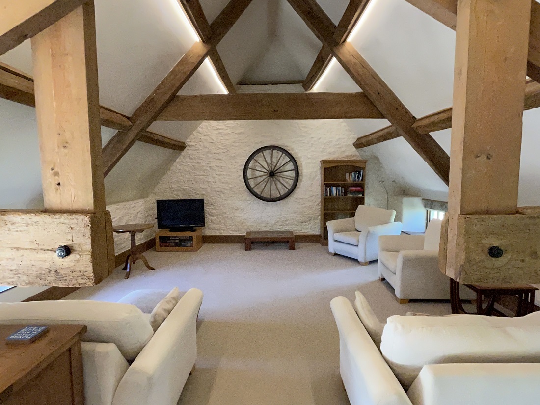 The Great Barn, Scoles Manor Barns - Corfe and Purbeck Holidays